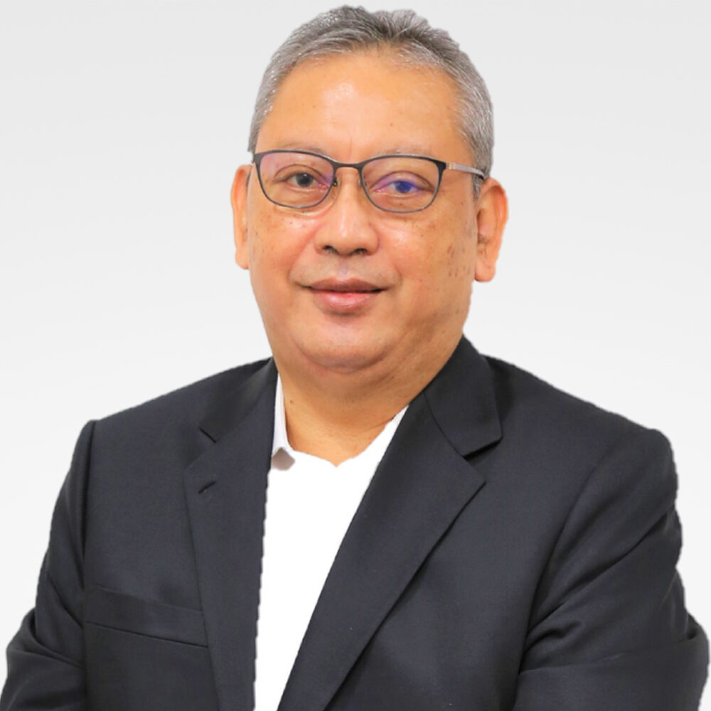 Board of Directors - TH Properties