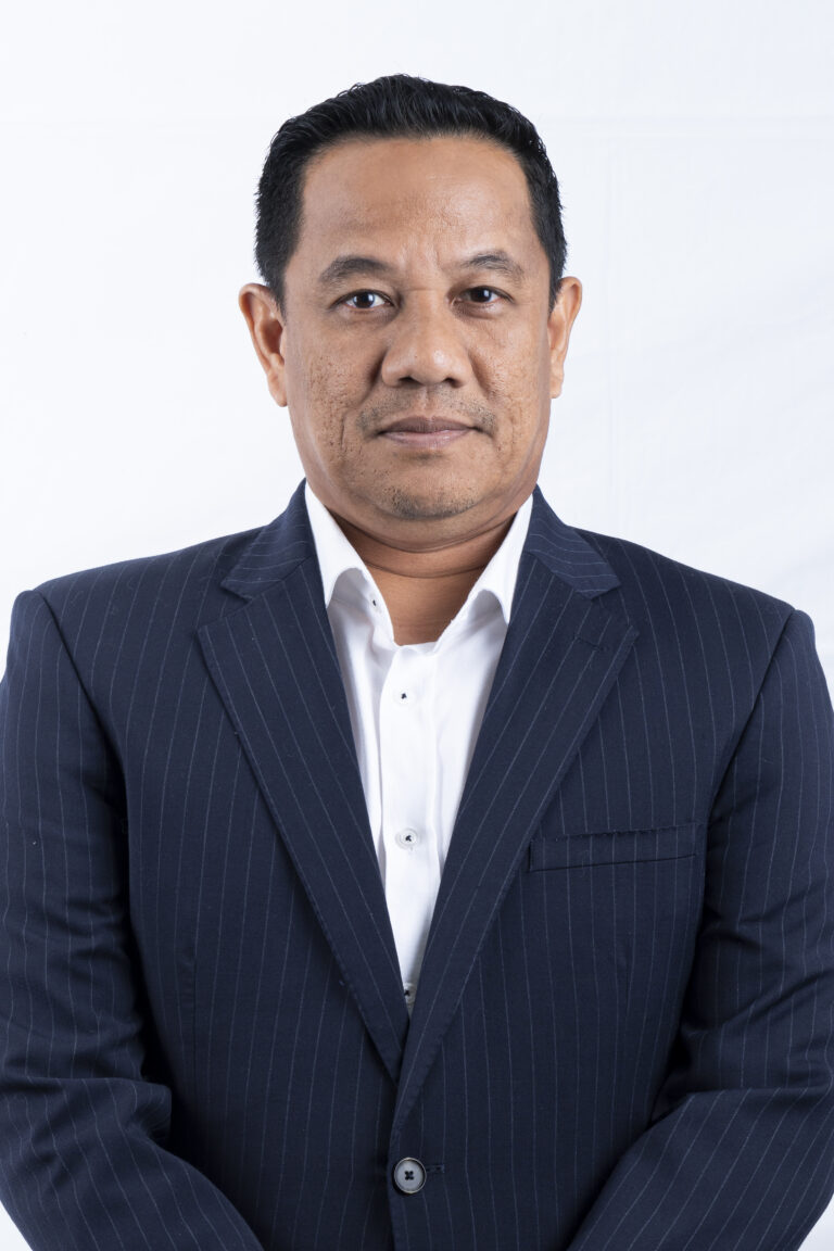 Management Team - TH Properties