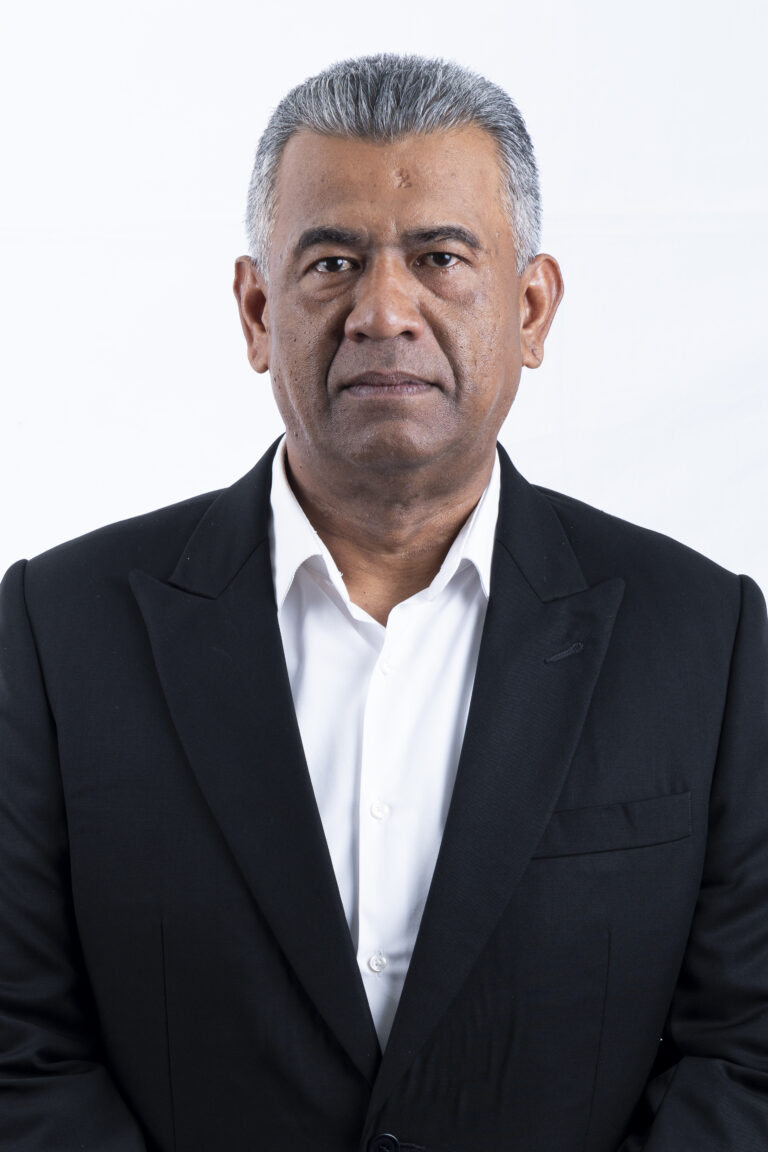 Management Team - TH Properties