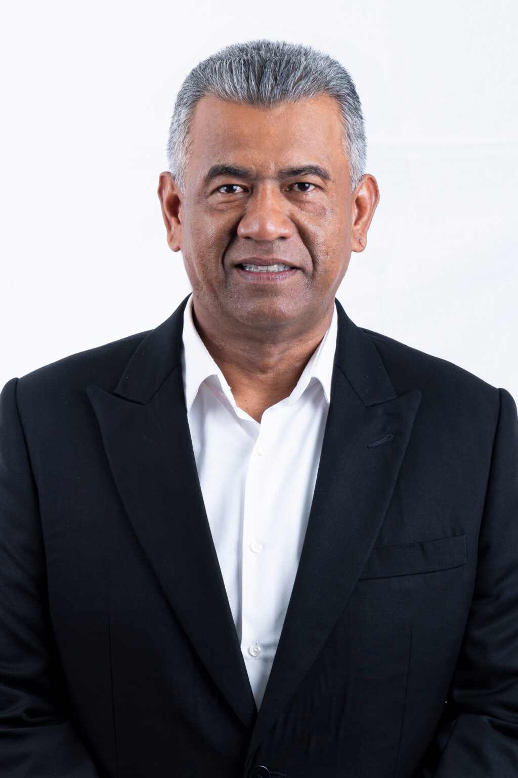 Management Team - TH Properties